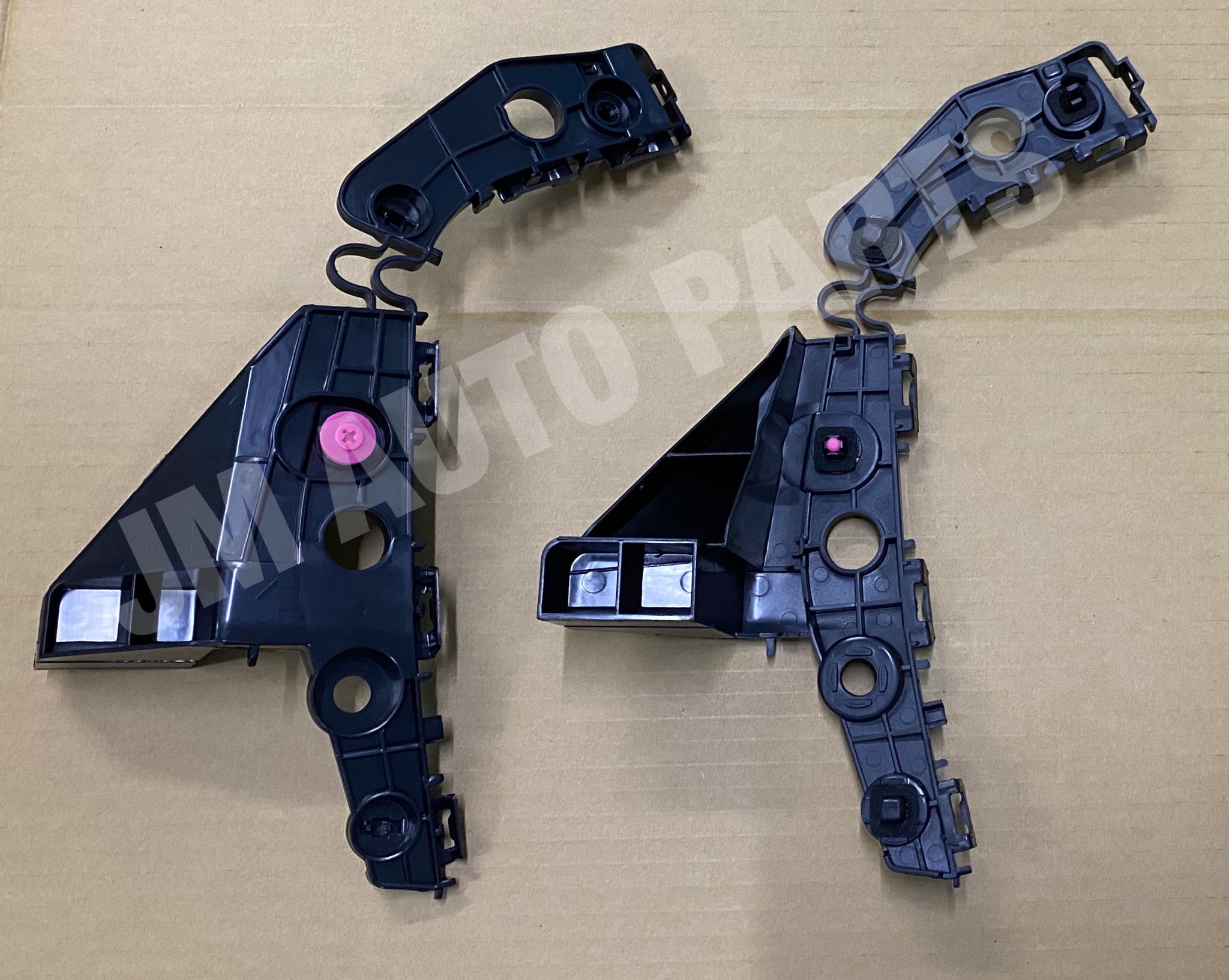 Toyota HiAce Hi-Ace 2019 - 2020 Front Bumper Bracket / Support ...