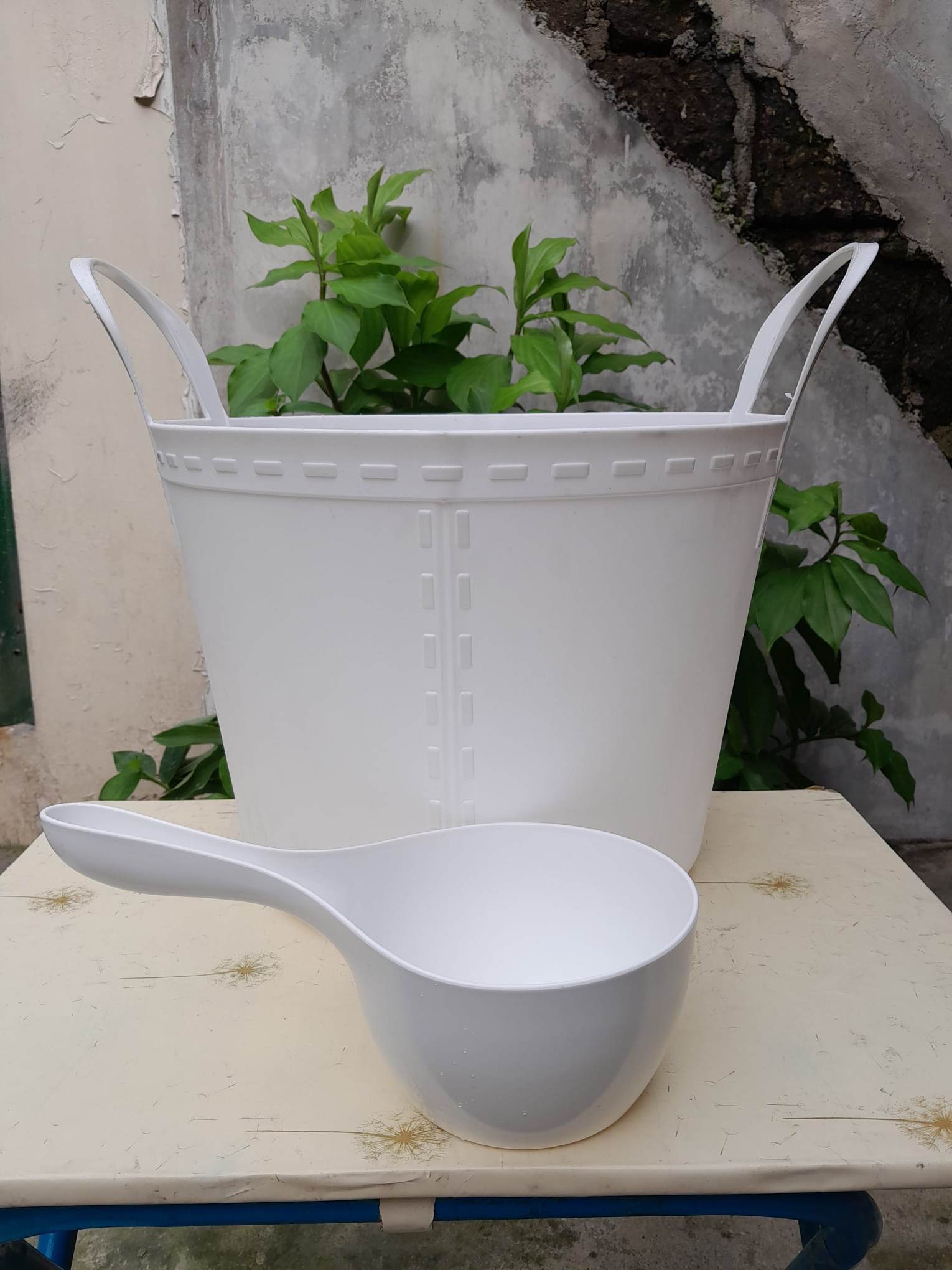 Multipurpose Bucket/Timba with Handle (BENDABLE and STURDY) | Lazada PH