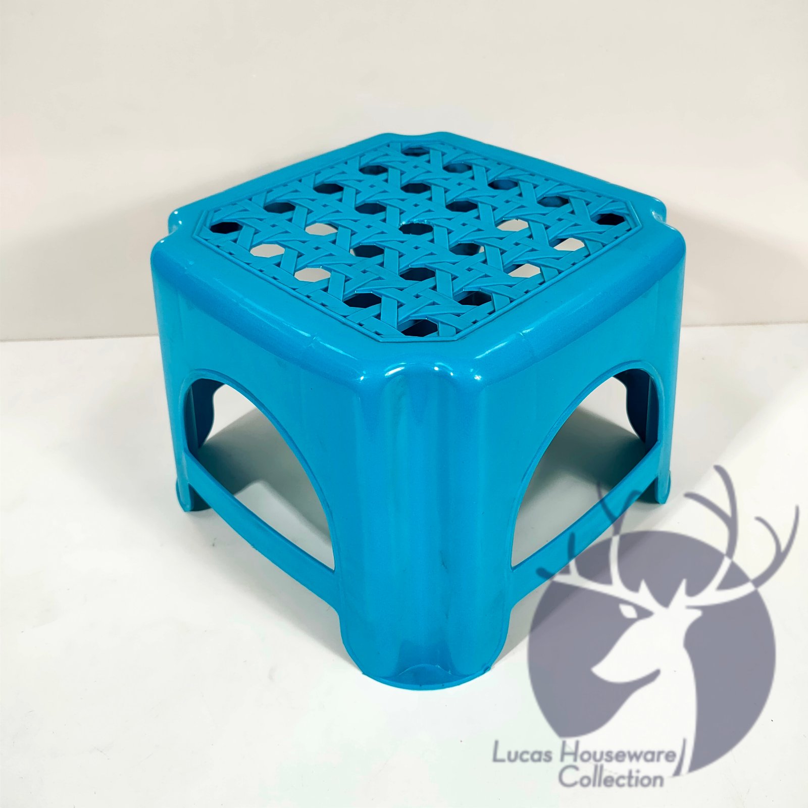 HIGH QUALITY PLASTIC LAUNDRY STOOL SMALL KIDS STOOL SQUARE LAUNDRY ...