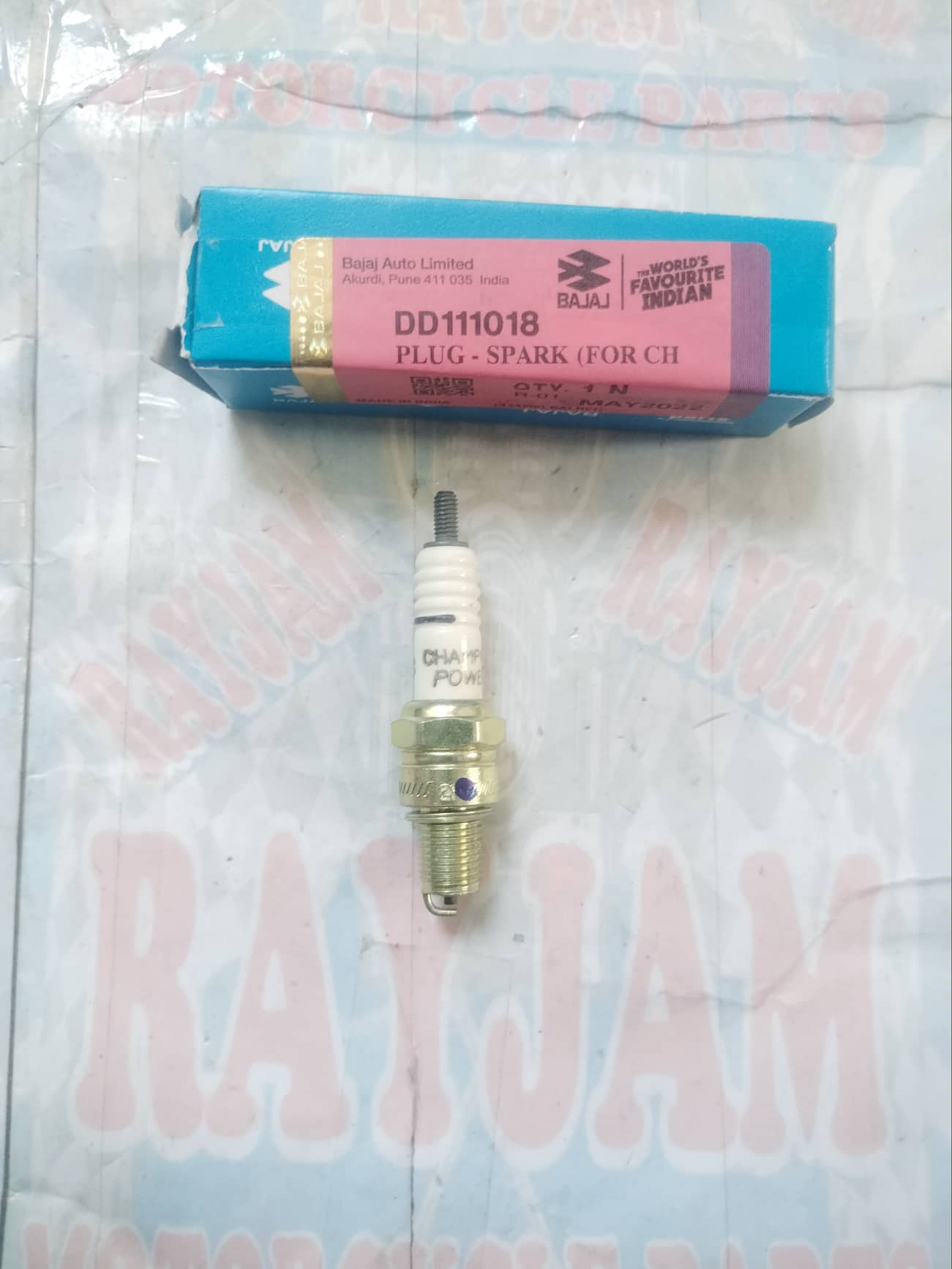 Spark Plug CT 100 / Boxer 150 / Rouser NS125 FI / Rouser 135 / Rouser ...