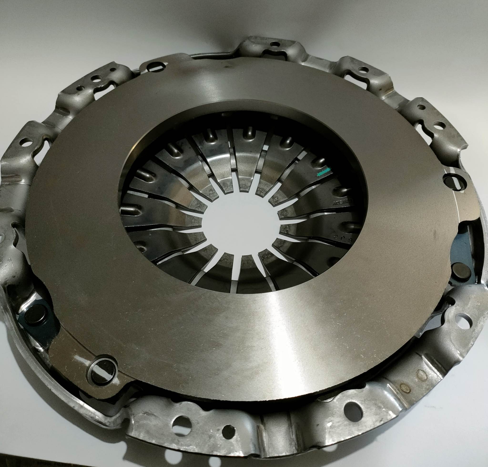 GENUINE PARTS CLUTCH COVER FOR NISSAN NV350 / NISSAN TERRA 2018-2020 ...