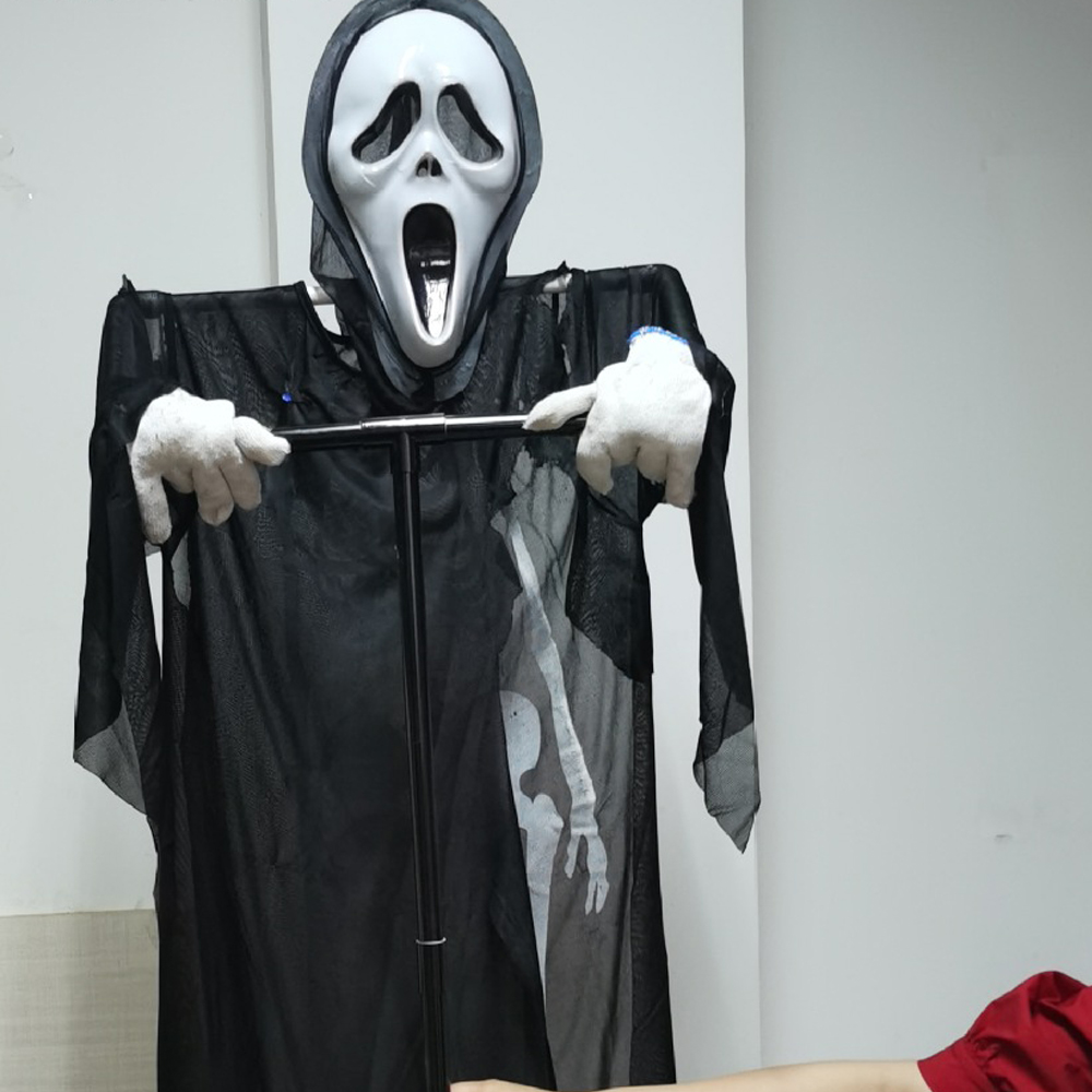 DSFSI Tree Yard Black Porch Scary Hanging Home Ghostface Scarecrow ...