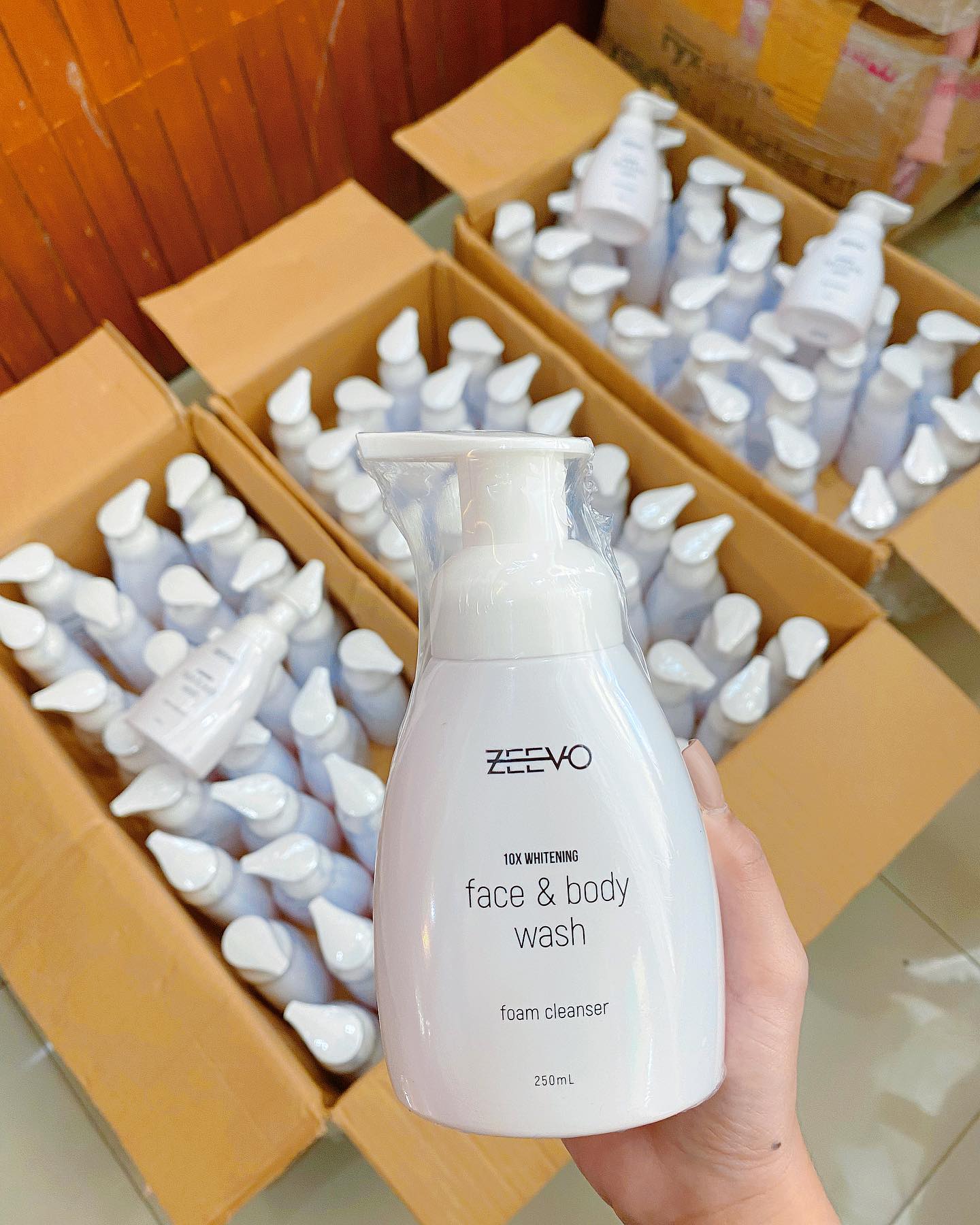 ZEEVO Renewal Set, ZEEVO Kojic Soap, ZEEVO Kojic Wash and ZEEVO Soap ...