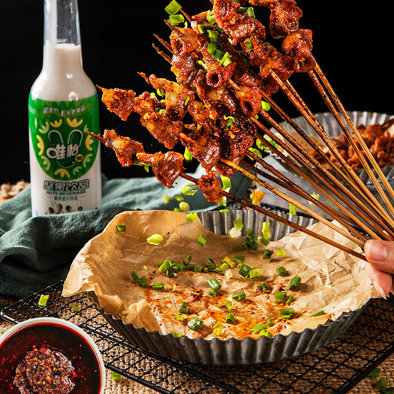 "Send bamboo sticks" Fried skewers with brush sauce spicy skewers ...