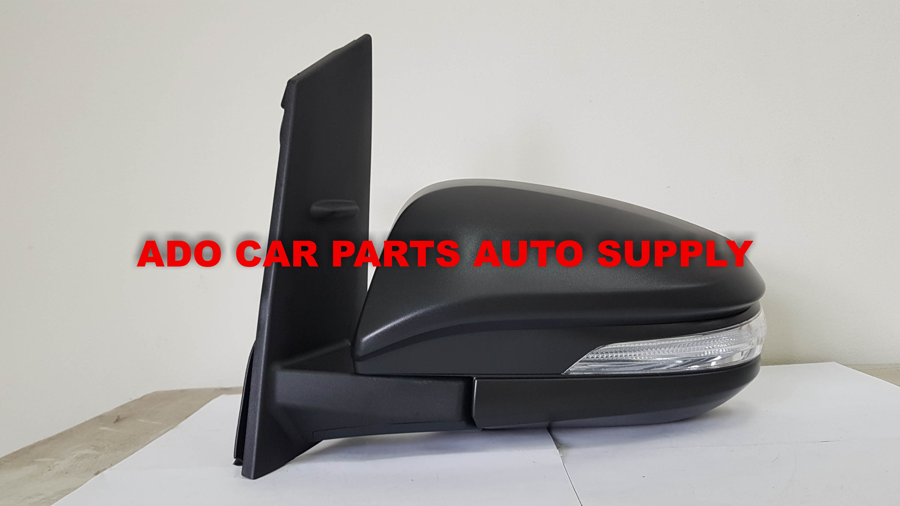 Side Mirror Toyota Innova 2016 - 2023 (Black- Electric lens- with Lamp ...