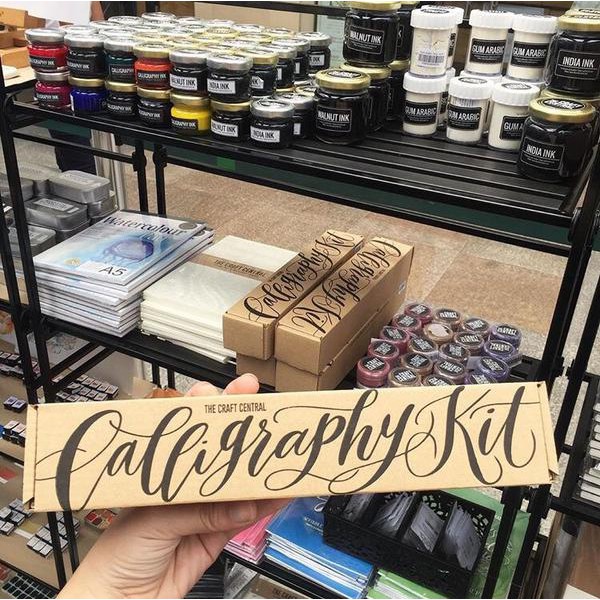 THE CRAFT CENTRAL Beginner's Calligraphy Kit for script lettering ...