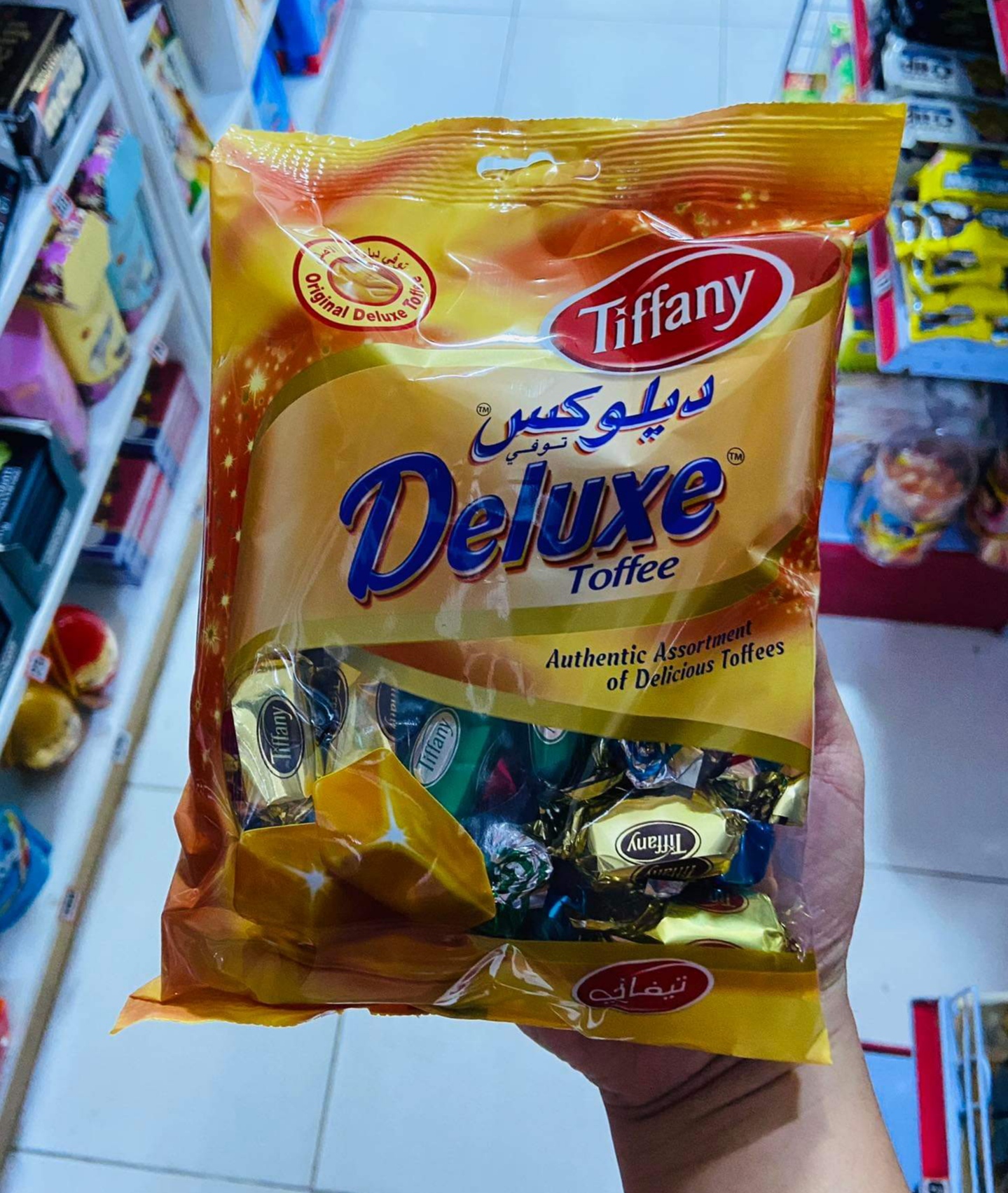 Tiffany Assorted Chocolates & Crunchiest Flavoured Cream Wafers 384g ...