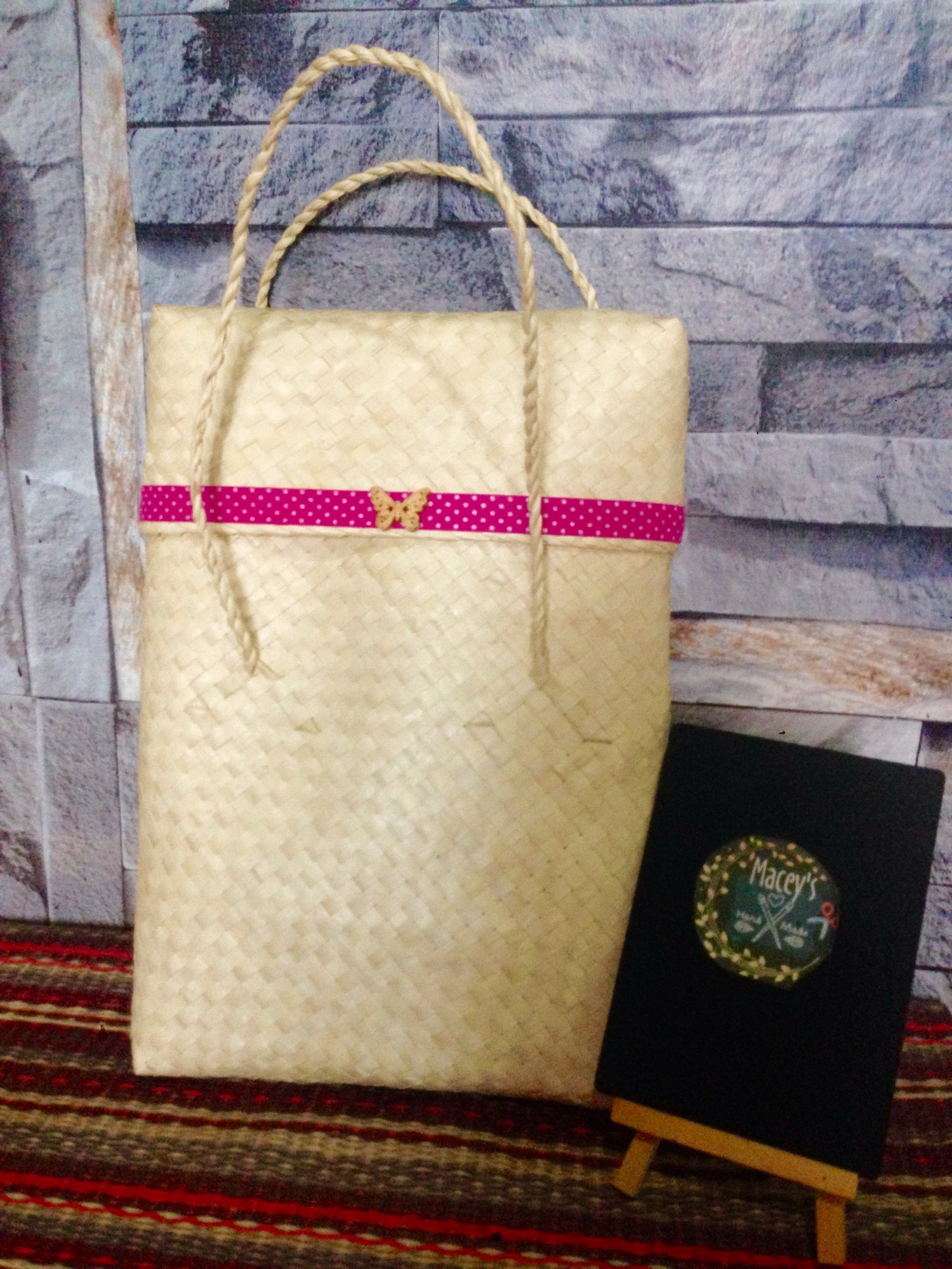 A Native Tampipi Small Top Handle Bag | Lazada PH