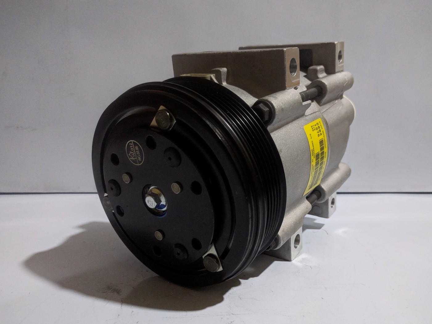 Ford Explorer (1997-2003) - Aircon Compressor | Lazada PH