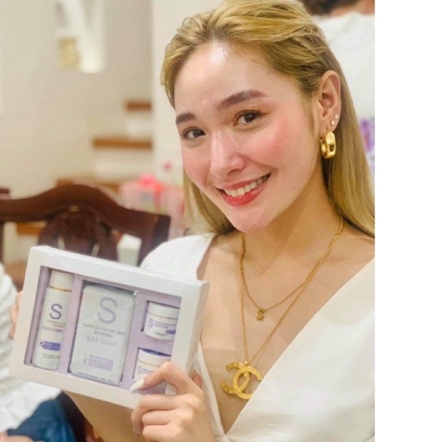 S BY MISS FLAWLESS DEEP REVIVING SET & ULTRA HYDRATING MAINTENANCE SET ...