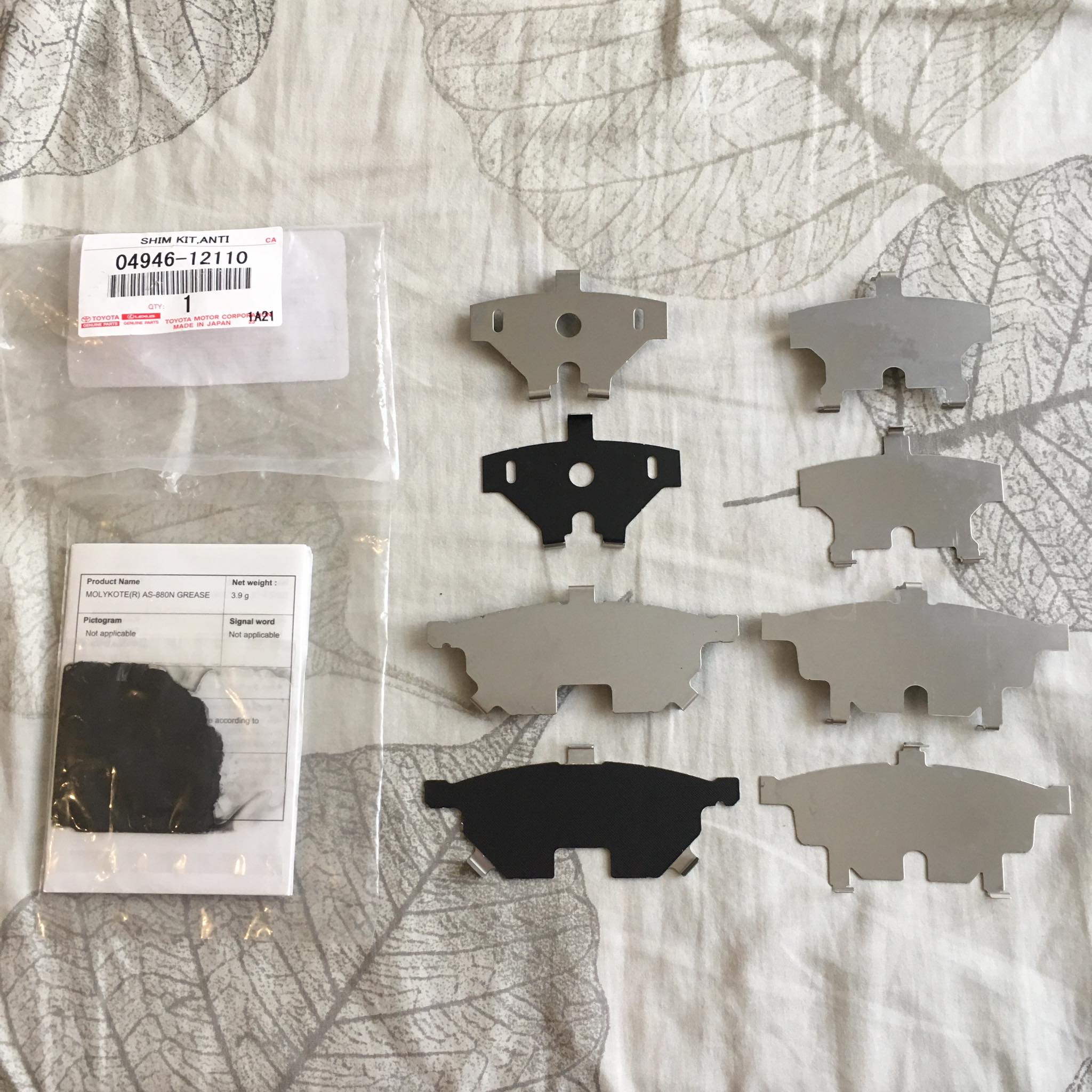 GENUINE 2008-2013 TOYOTA COROLLA REAR BRAKE SHIM KIT | Lazada PH