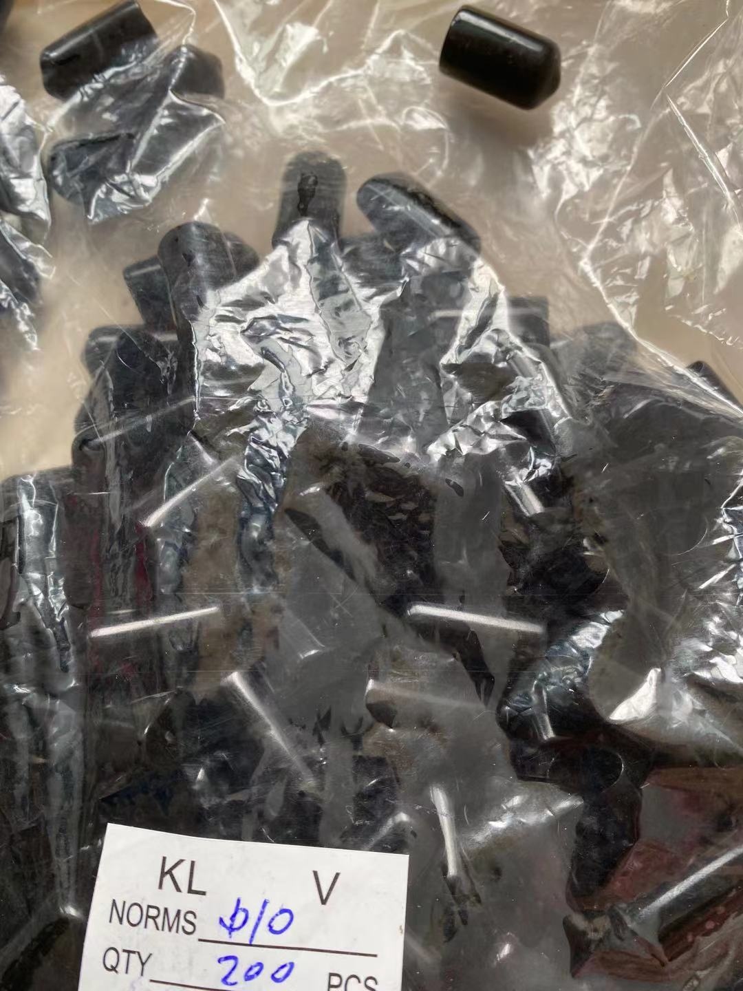 200pcs M10 Rubber Round End Cap Cover for Pipe Plastic Tube Hub Screw ...