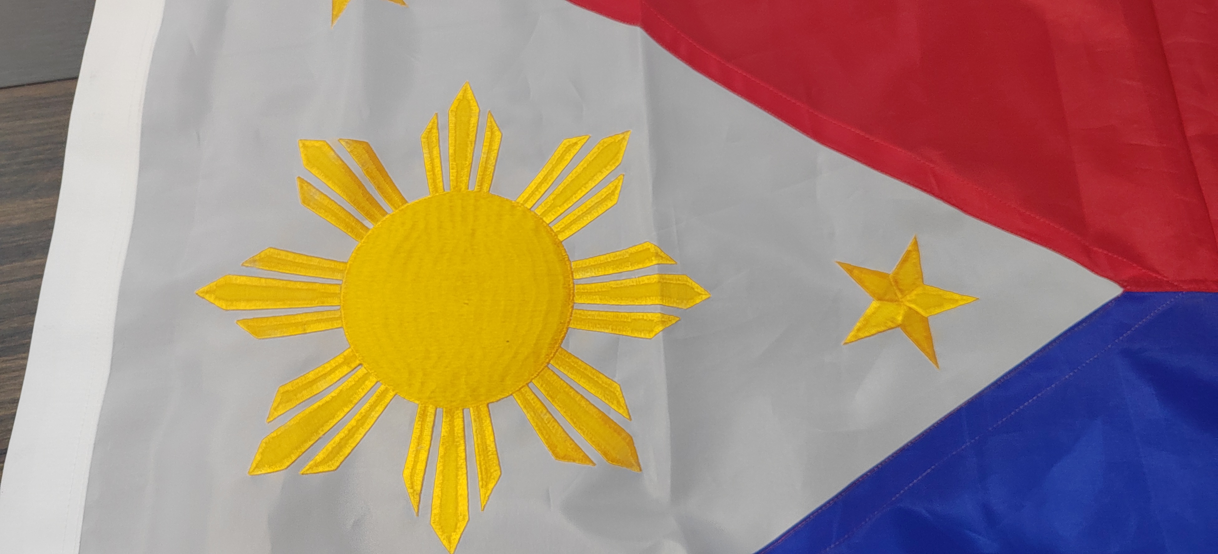Philippine Flag (Watawat) Nylon for outdoor/indoor flag pole 3ft x 5ft ...