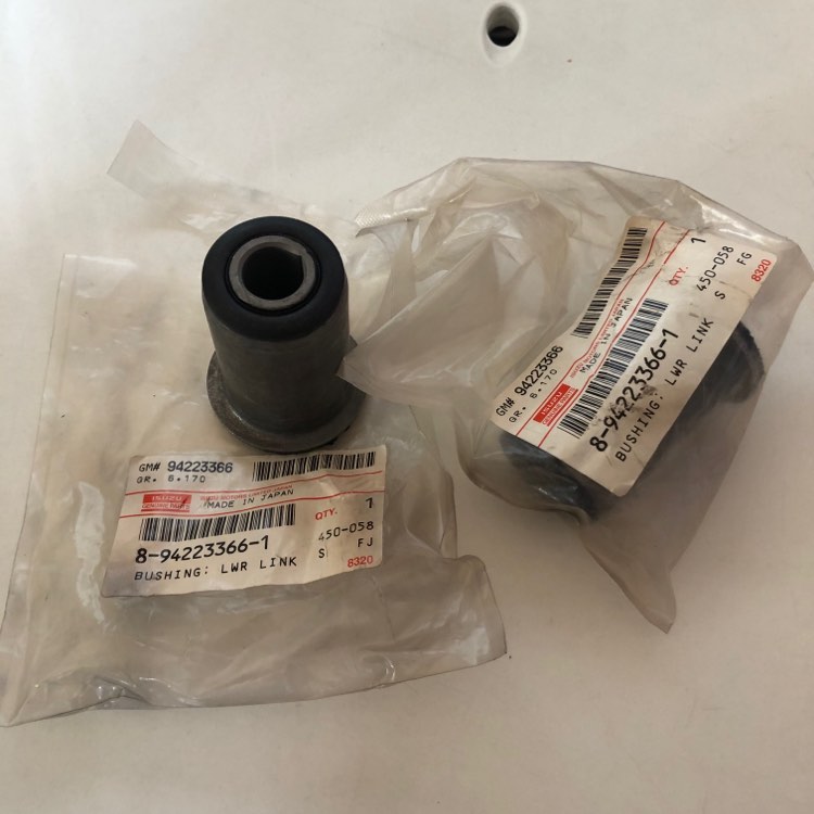 GENUINE/ORIGINAL ISUZU CROSSWIND/SPORTIVO LOWER SUSPENSION ARM BUSHING ...