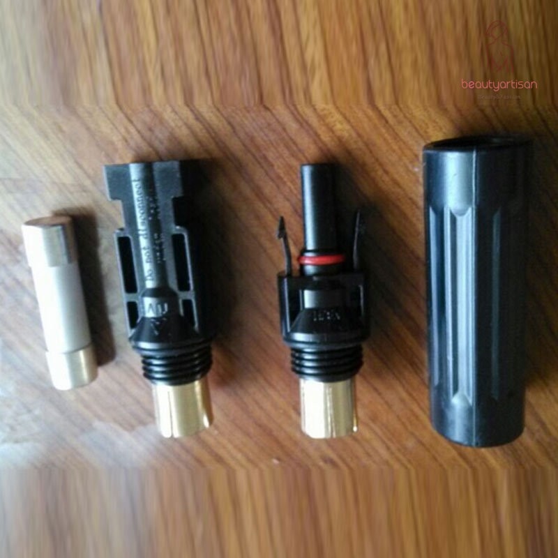 In-line Fuse Connector 1000 VDC Male to Fem PV Solar Fuse Holder ...