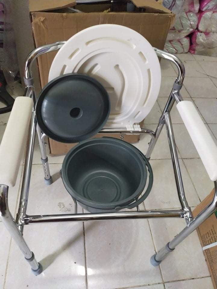COMMODE CHAIR (SKELETON TYPE) DURABLE AND HIGH QUALITY | Lazada PH