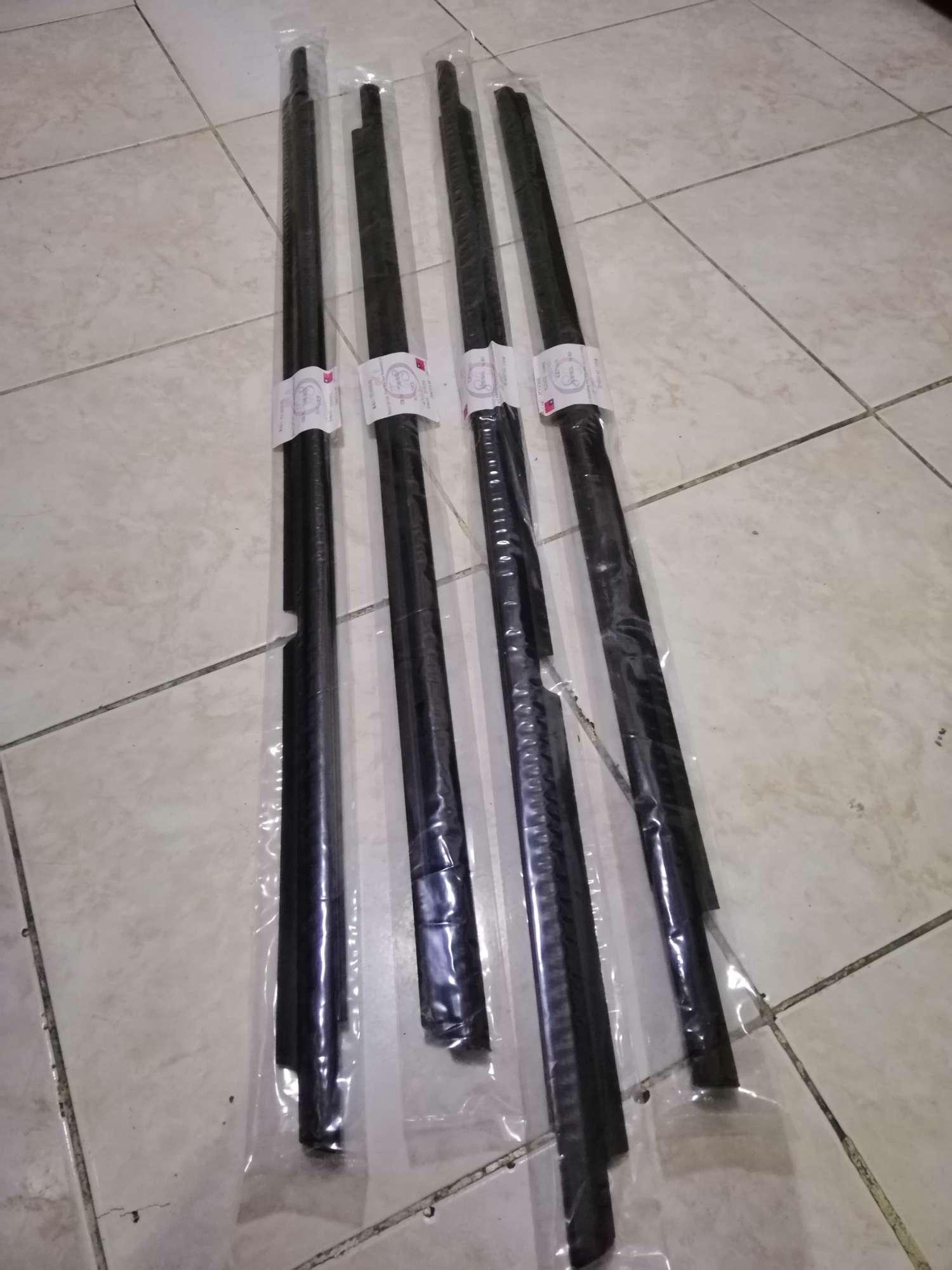 HIGH QUALITY Weather Strip Outer Channel Molding for Toyota Innova 2004 ...