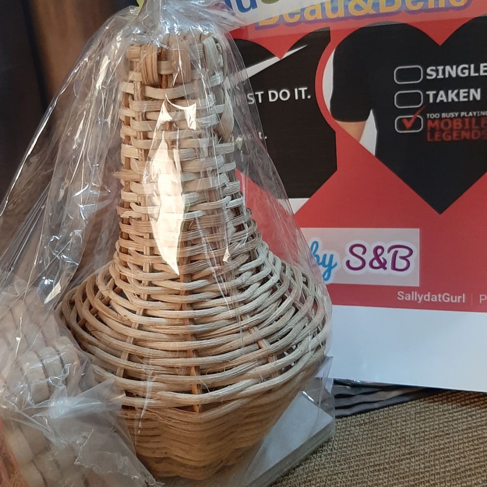 r2k2 Bingo Set Rattan with wood chips and 50 pcs cards...durable and ...