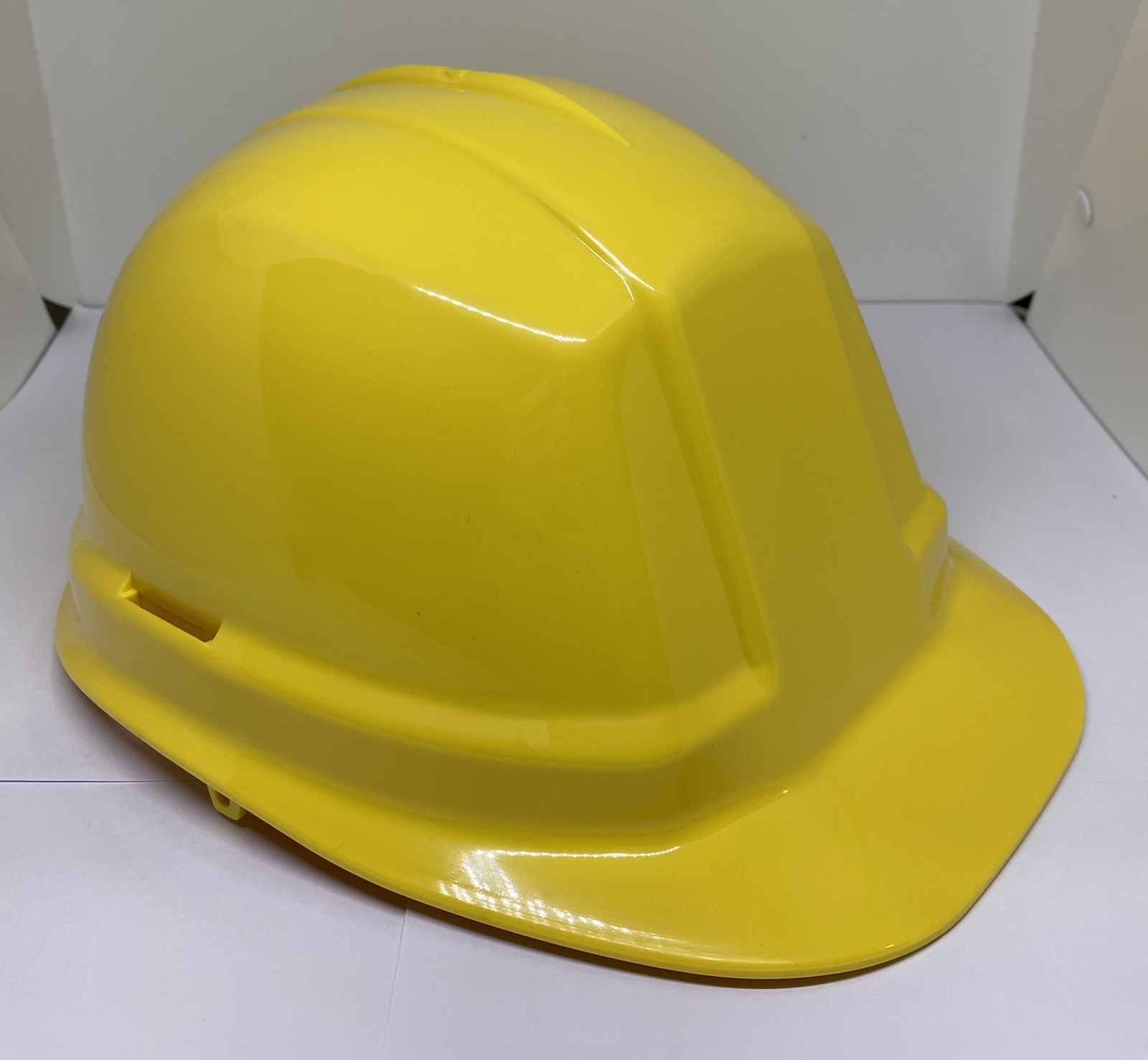 BLUE EAGLE HR82 Safety Helmet ABS w/ SU8R Suspension and M1 Chinstrap ...