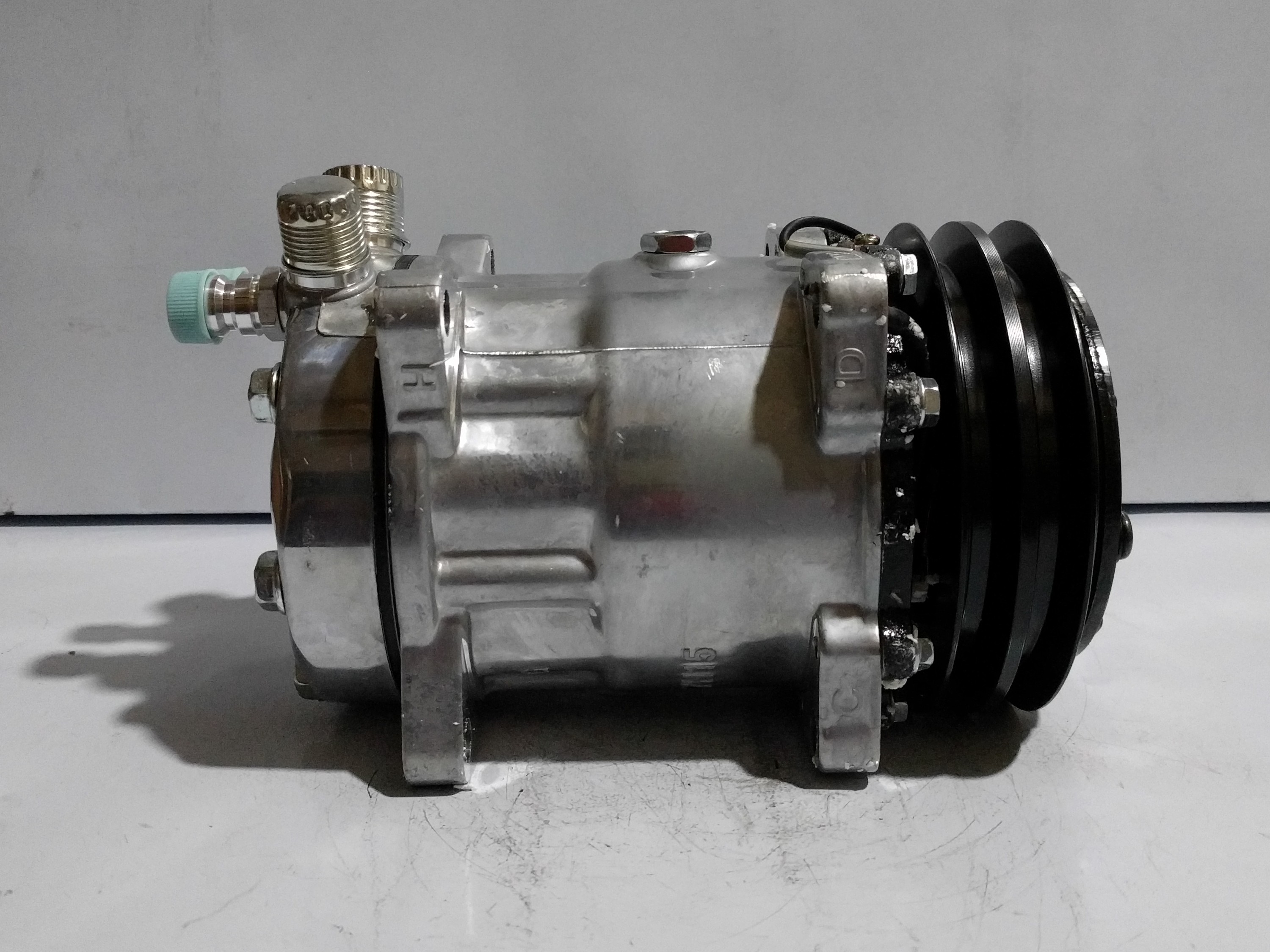 Sanden 709 Universal Compressor SD7 12V - Aircon Compressor | Lazada PH