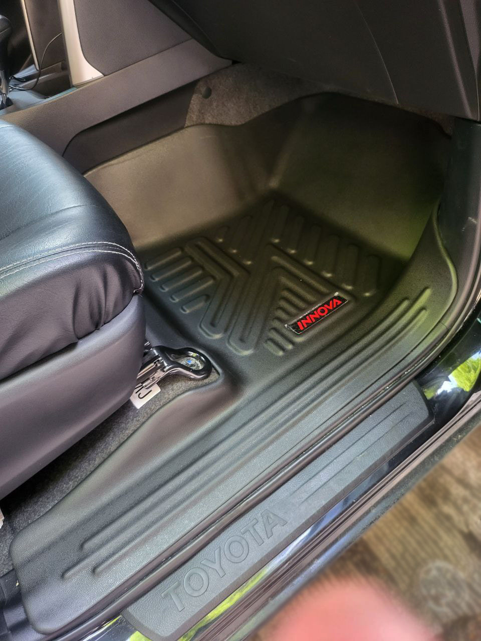 Toyota Innova 2016 to 2022 5D Deep Dish Car Floor Matting Fully ...