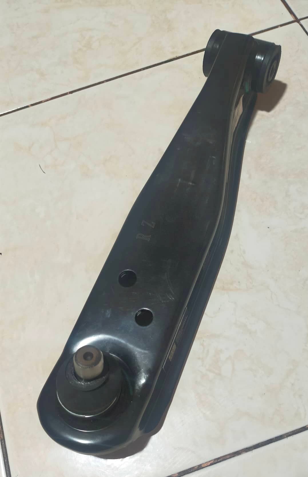 LOWER SWING ARM WITH BALL JOINT FOTON GRATOUR MT ORIGINAL Left & Right ...