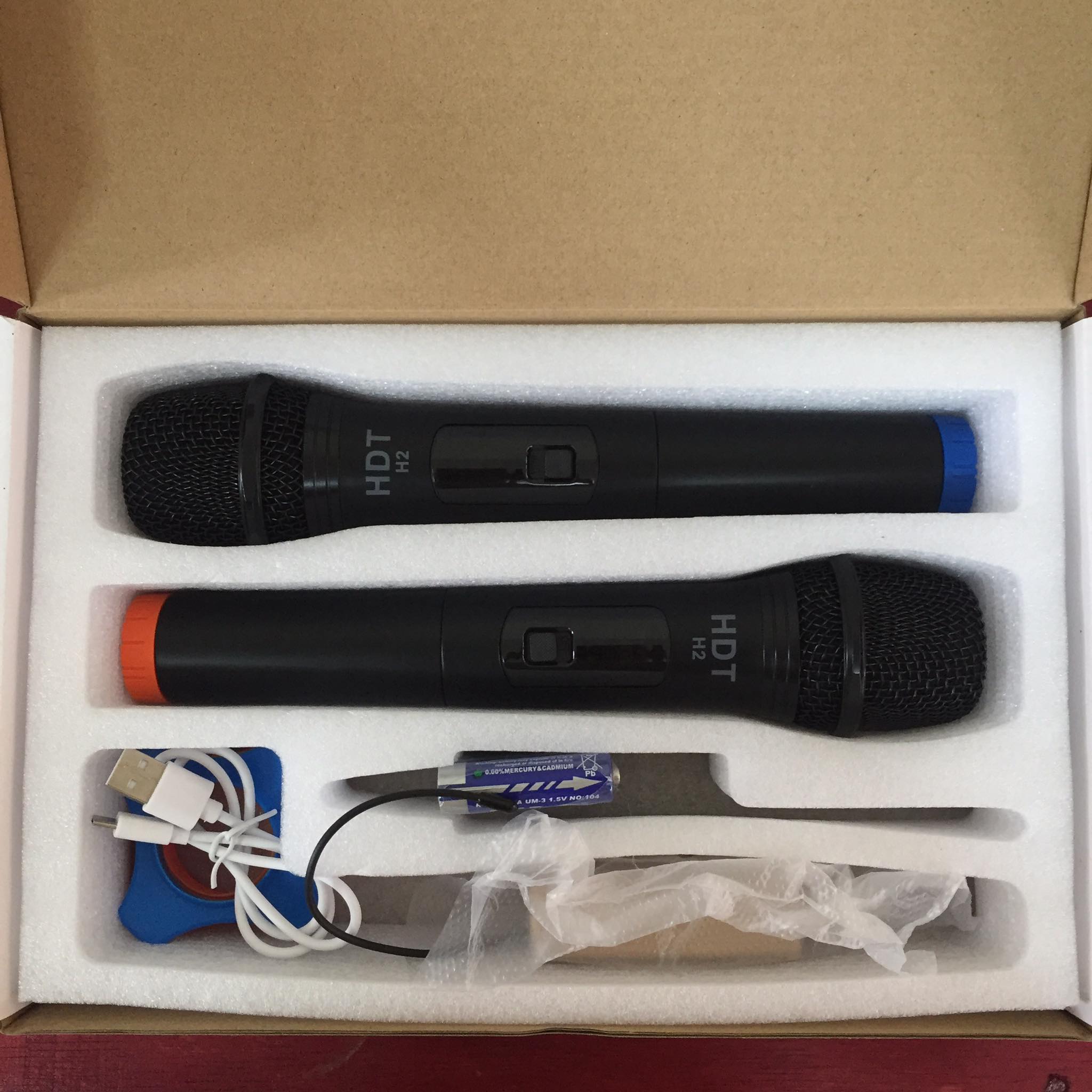 HDT H2 UNIVERSAL WIRELESS MICROPHONE BRAND NEW | Lazada PH