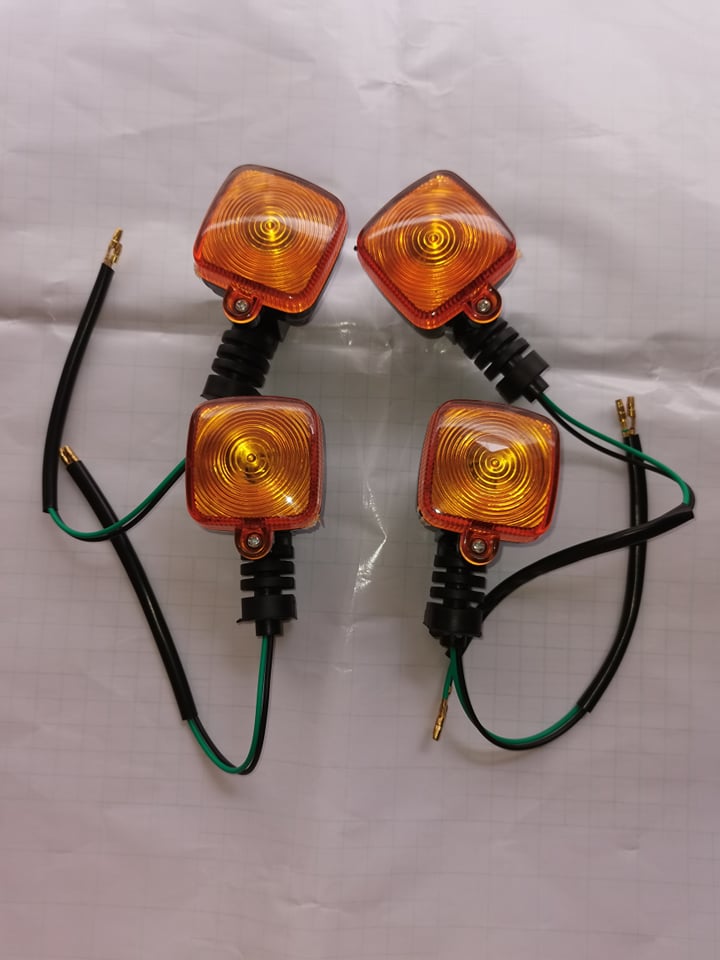 WINKER LAMP TMX 125 (MINI) 4PCS WITH BULB AND WIRES YSK BRAND | Lazada PH