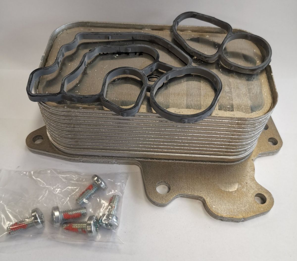 GM Engine Oil Cooler for Chevrolet Trailblazer 2013-2020 / Chevrolet ...