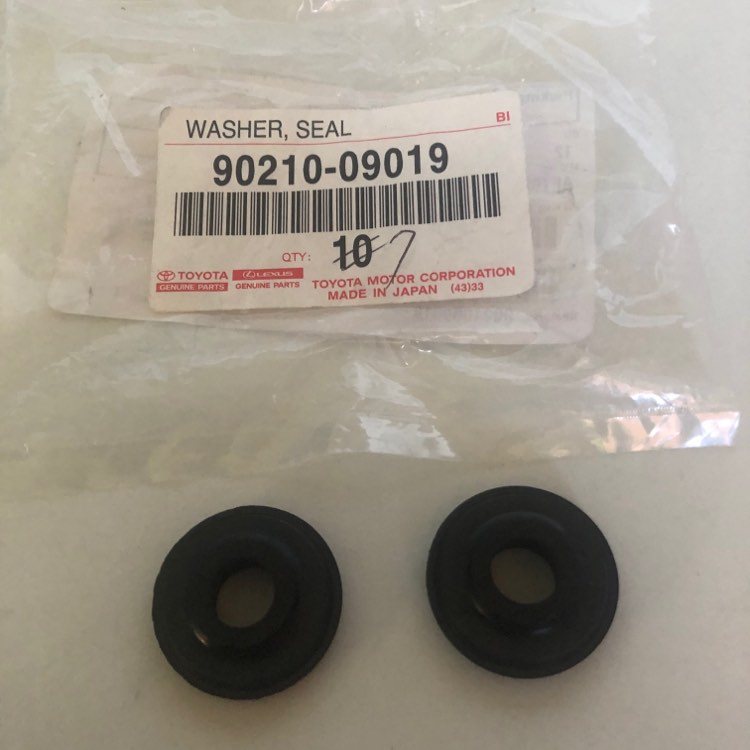 ORIGINAL TOYOTA 2E VALVE COVER BOLT WASHER SEAL (2 PIECES) | Lazada PH