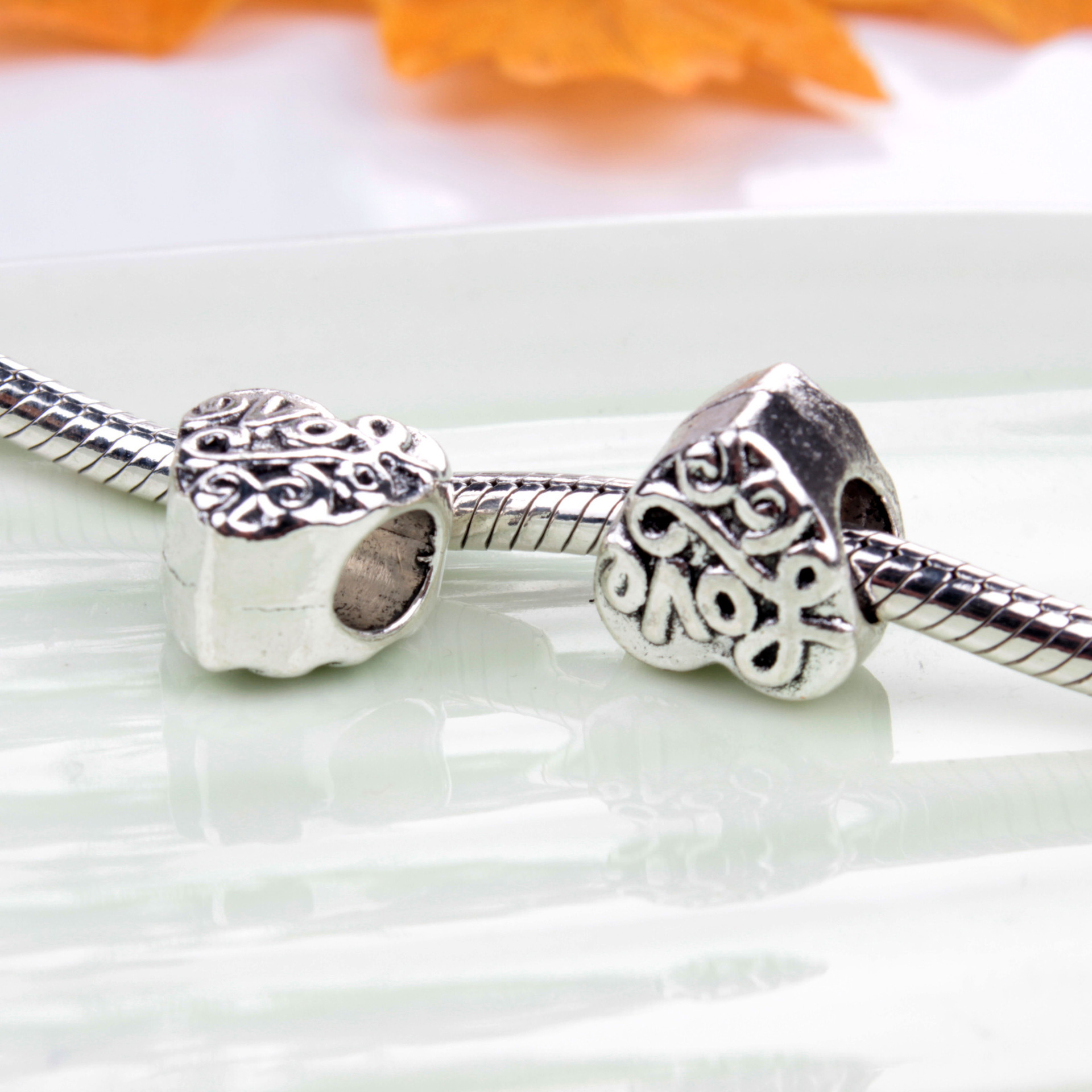 [In stock] Tuning Heart-Shaped love Alloy Large-Hole Bead celet Beads ...