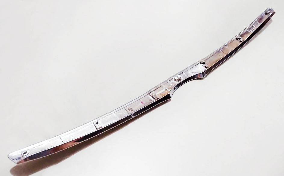 Toyota Innova 2005 to 2008 Hood lip Hood Lid Replacement | Lazada PH