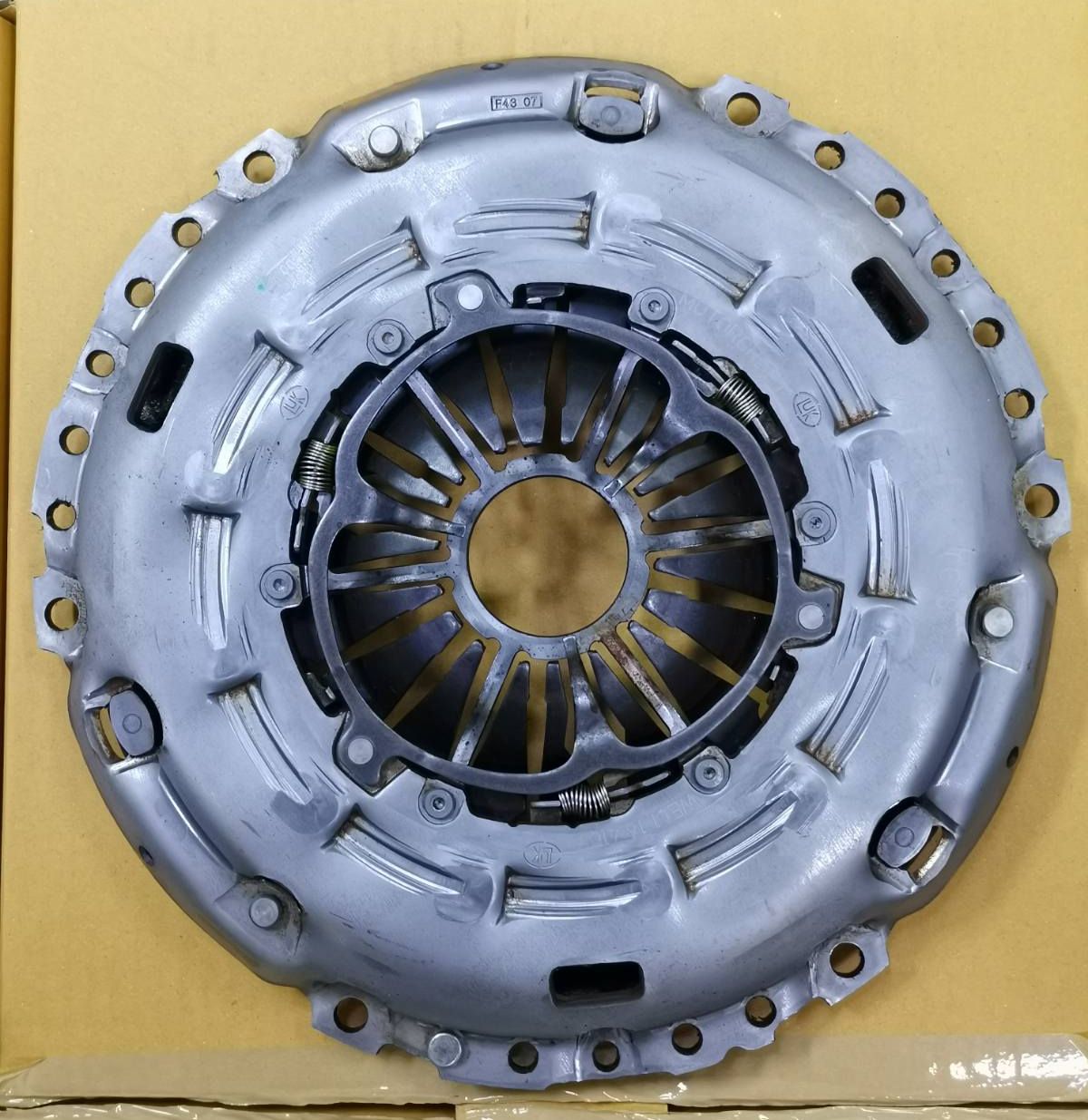 Ford Pressure Plate for Ford Everest 2007-2014 / Ford Ranger 2006-2011 ...