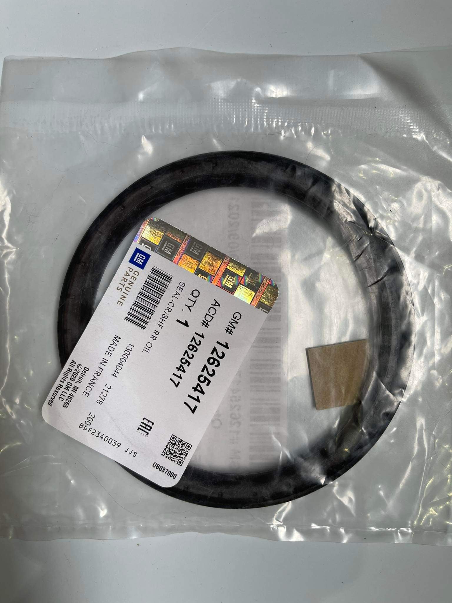 Crankshaft Oil Seal Rear - GM 12625417 - Chevrolet Trailblazer Colorado ...