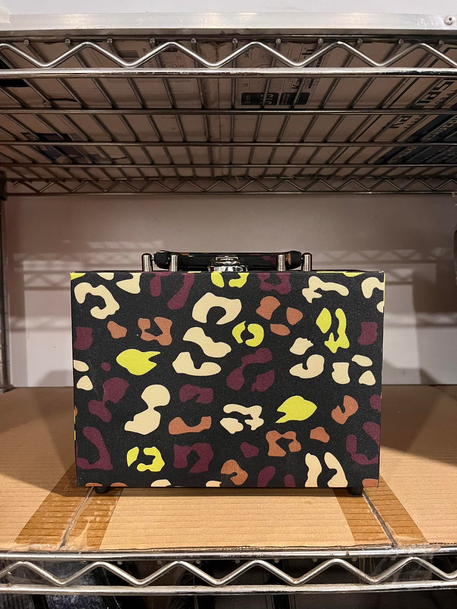 TARI CASE BOX 24 CAPACITY WITH FIBER GLASS | Lazada PH