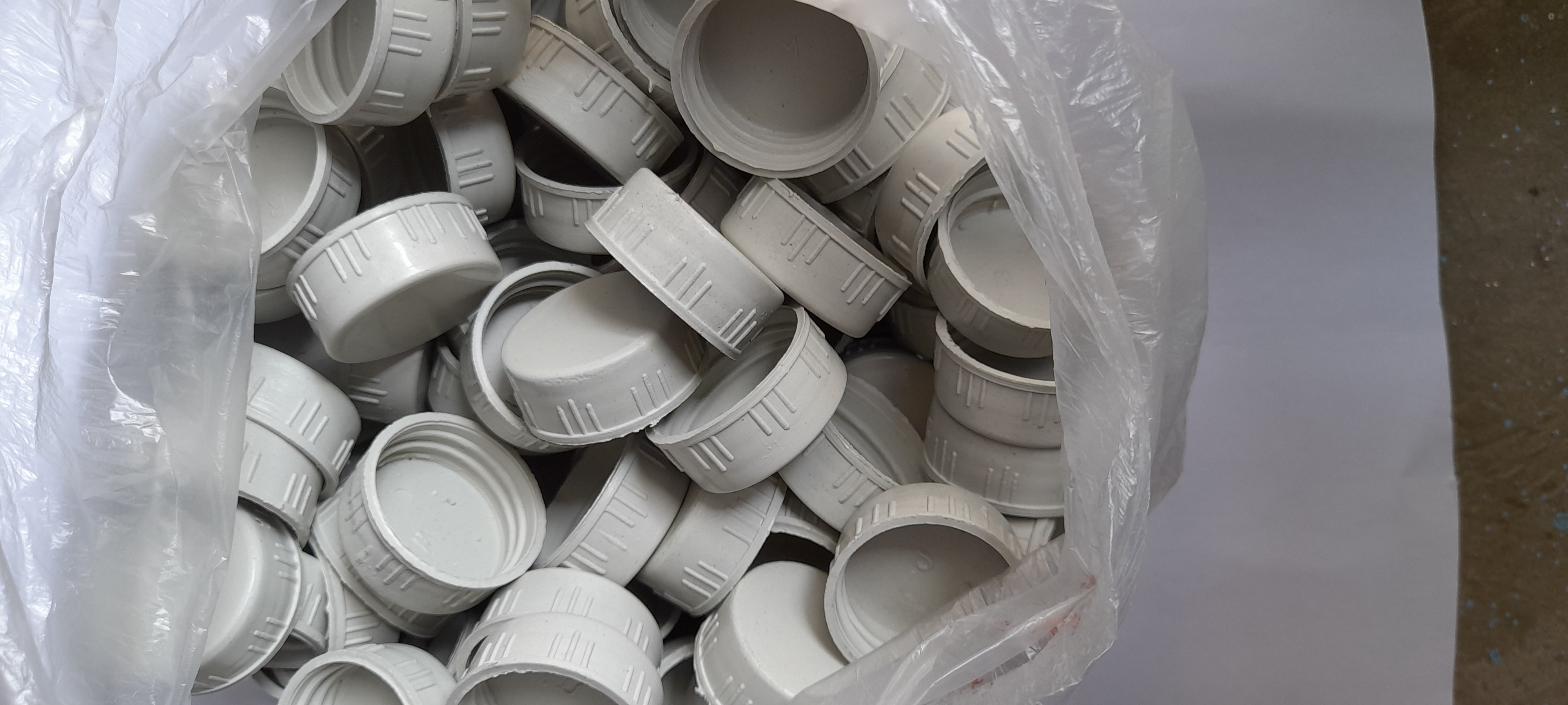 Takip ng Tanduay Bottle/Takip ng Bote 200 pcs | Lazada PH