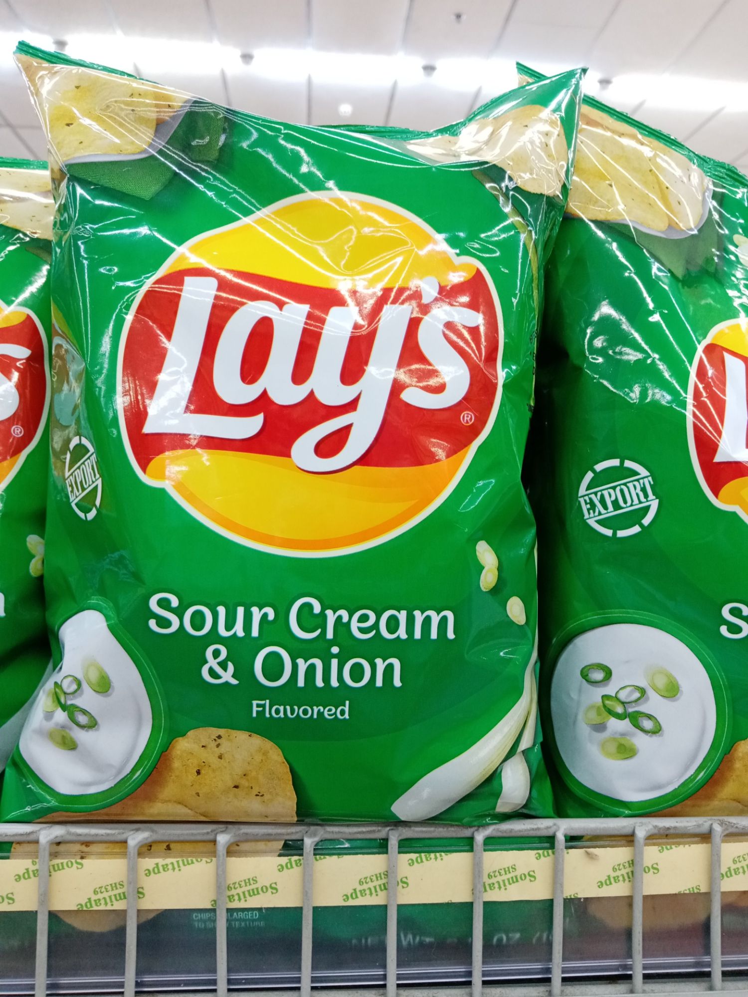 LAYS SOUR CREAM & ONION(6.50oz | Lazada PH