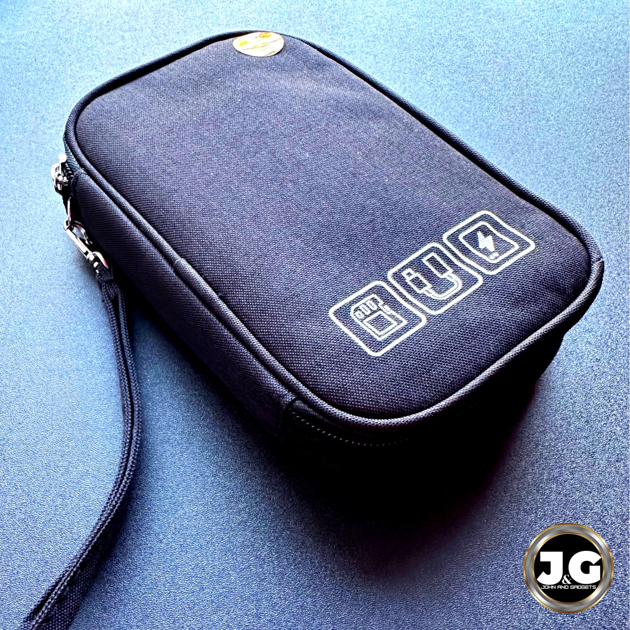 Water Resistant Gadget Pouch Gadget Organizer Cable Organizer Mobile ...