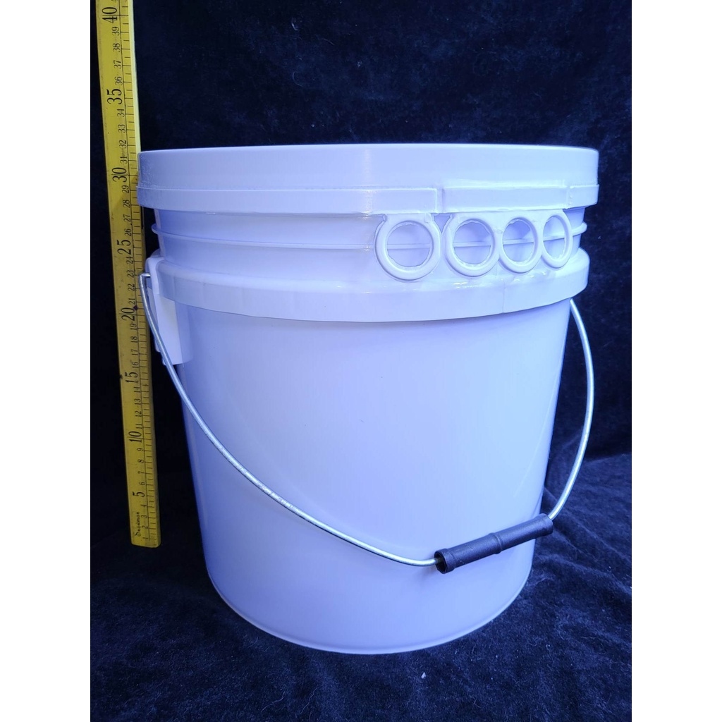industrial pail with cover/matibay na timba na may takip 20ltrs./16ltrs ...