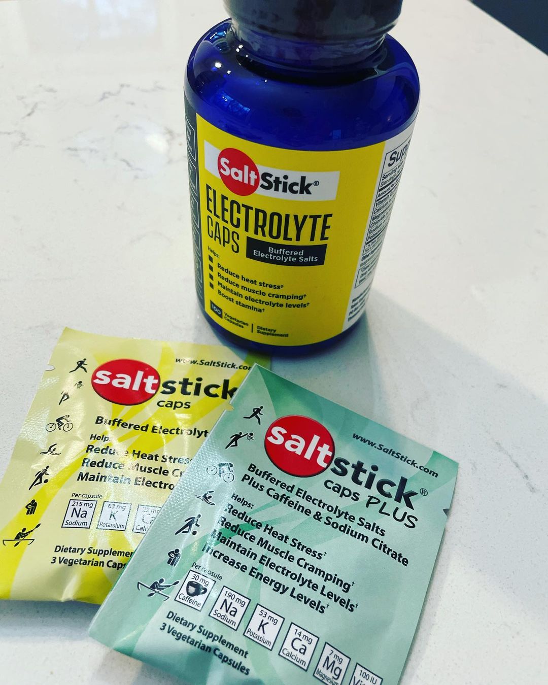 Saltstick Caps Sachet (4 caps) - Hydration Electrolytes Vegetarian ...