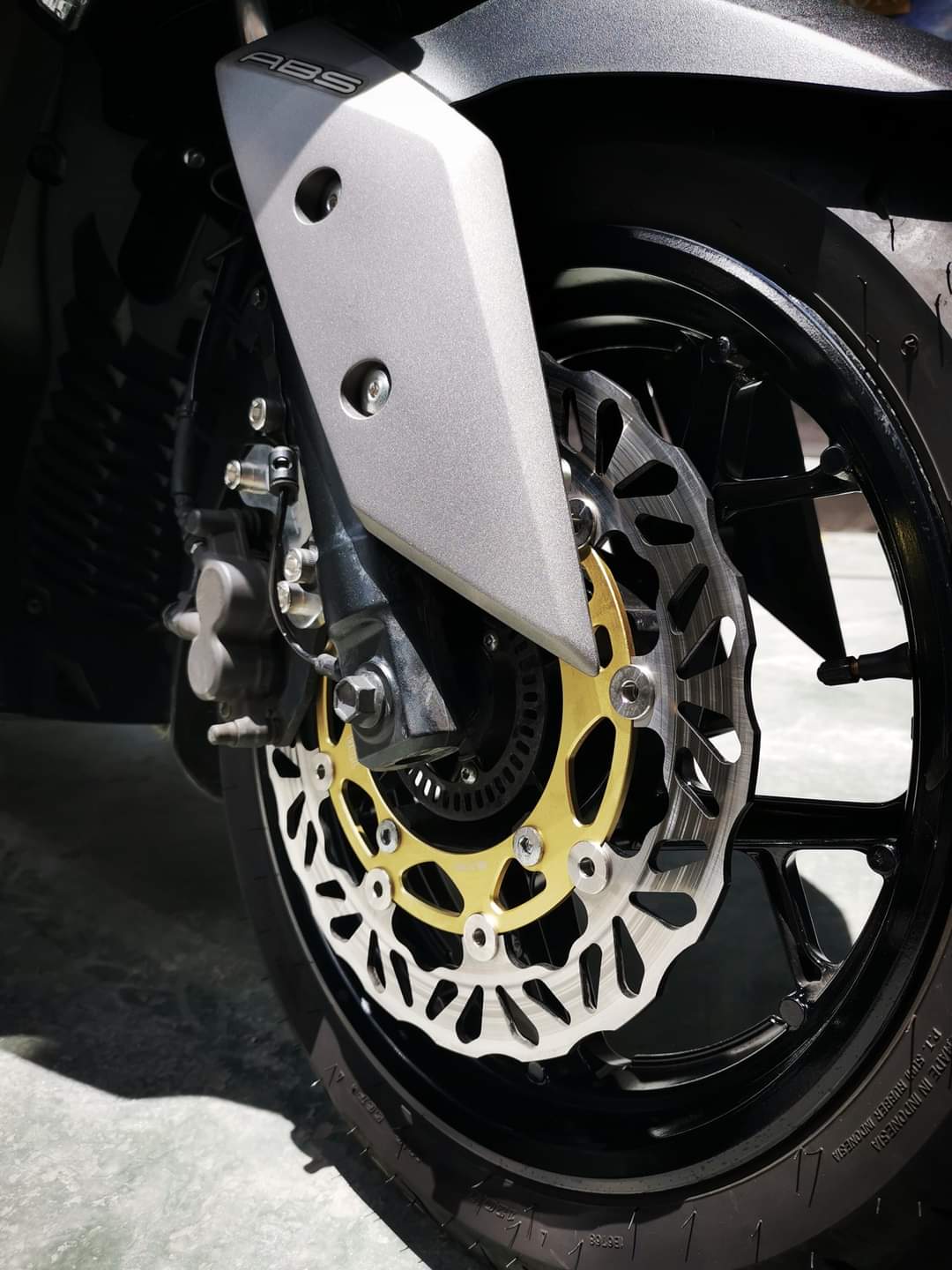 TDR Racing Disc Rotor Floating 298mm Yamaha XMAX (with bracket and bolt ...