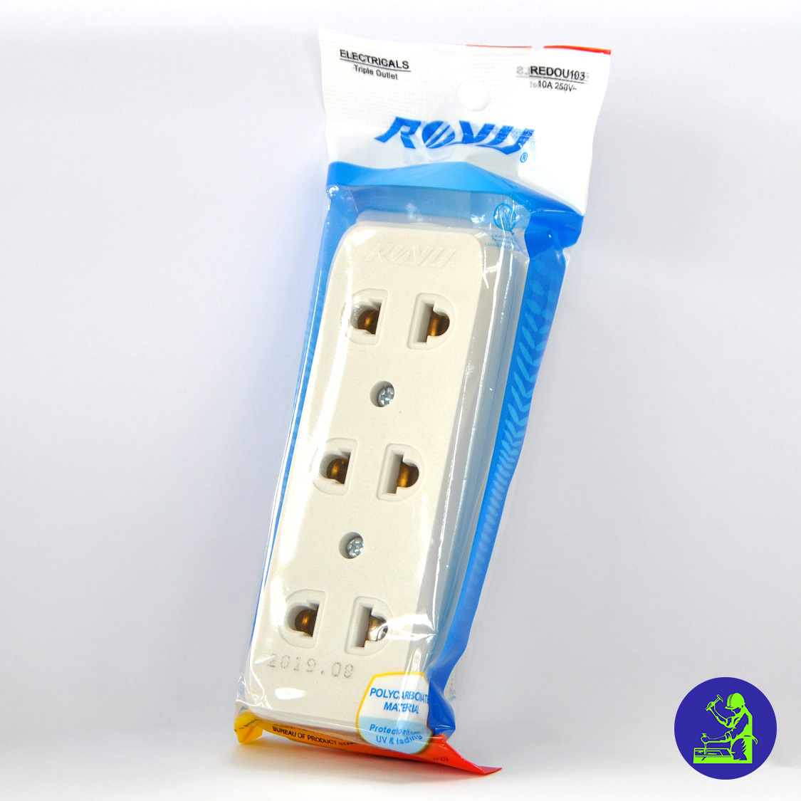 Surface Type Triple Convenience Outlet REDOU103 (ROYU) - ELECTRICALS ...