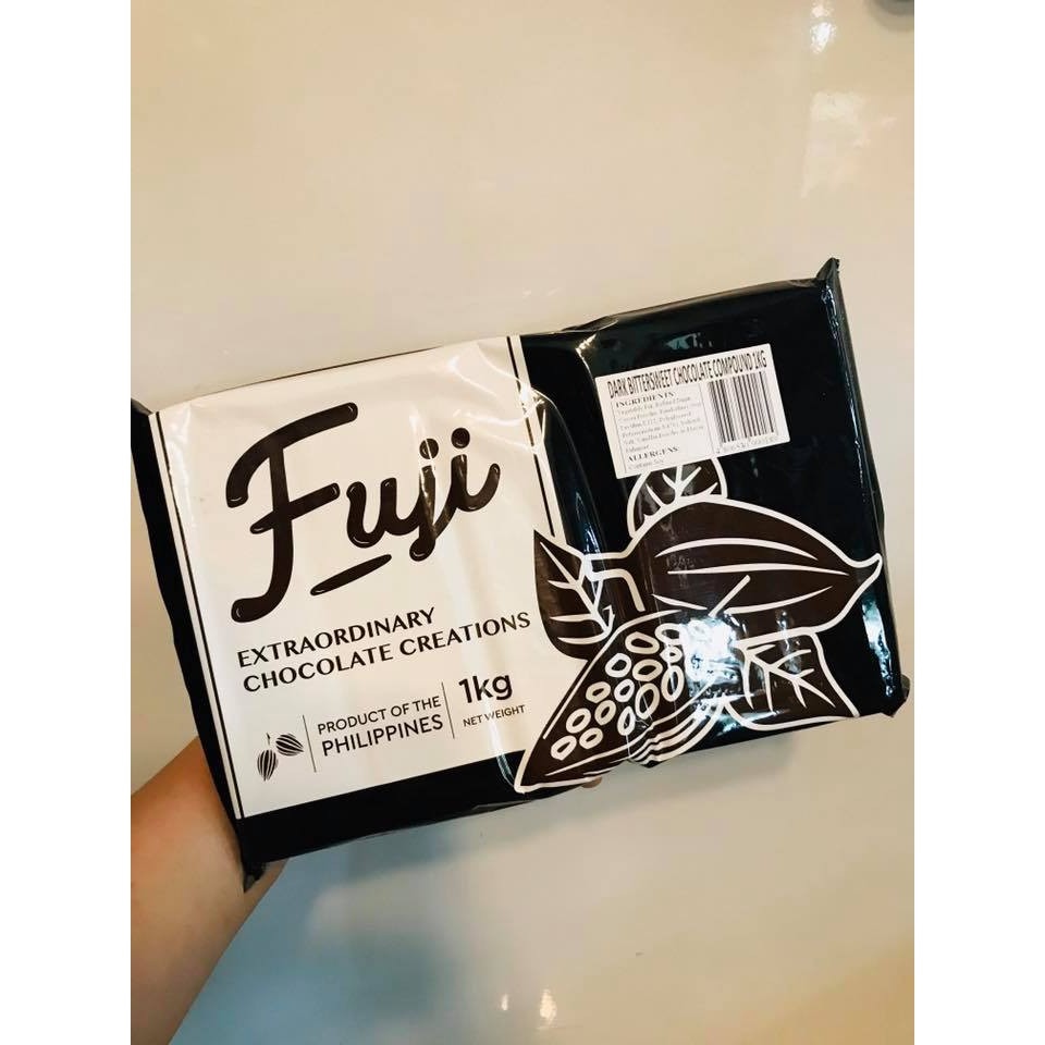 Fuji chocolate bar 1kg (milk semi-sweet bitter-sweet) expiry date Oct 7 ...