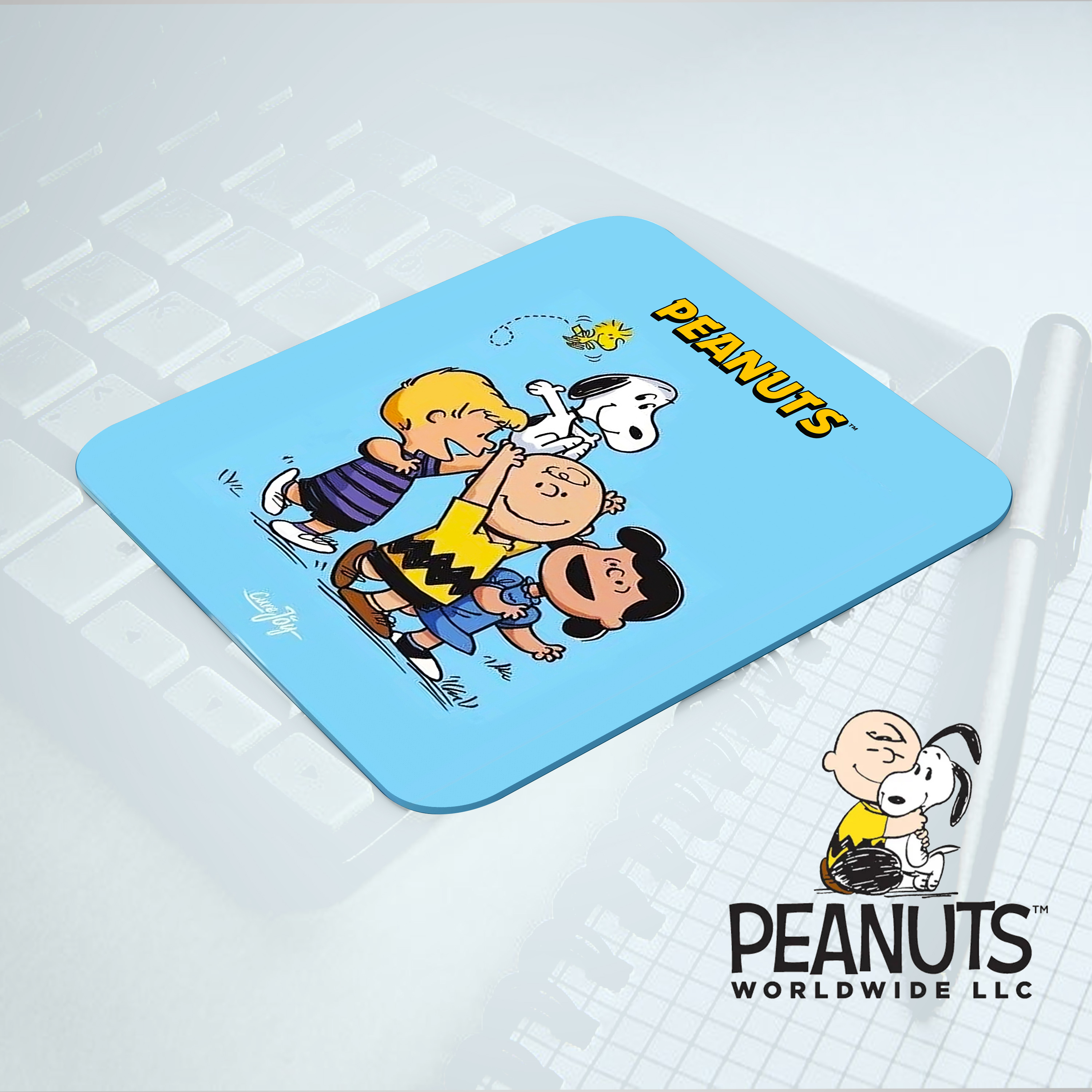 Snoopy and Charlie Brown Cartoon Character Affordable Mouse Pad Design ...