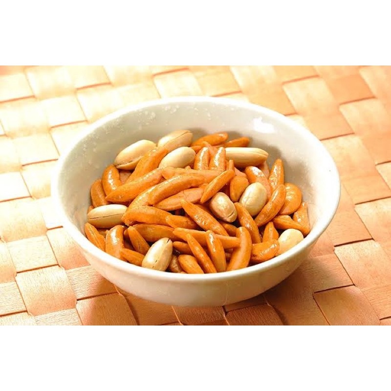 KAMEDA Seika Kaki No Tane Rice Snack Rice Cracker Peanuts Japan 200g ...