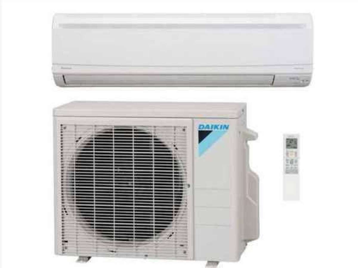 DAIKIN D-Smart 1.5hp Split Type Inverte with free 10ft Installation ...