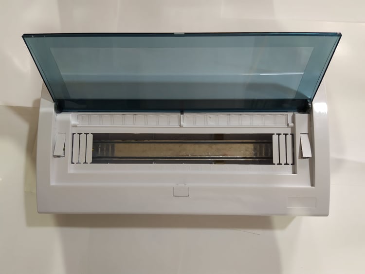 18 Ways Distribution Box Breaker Box Ingelec | Lazada PH