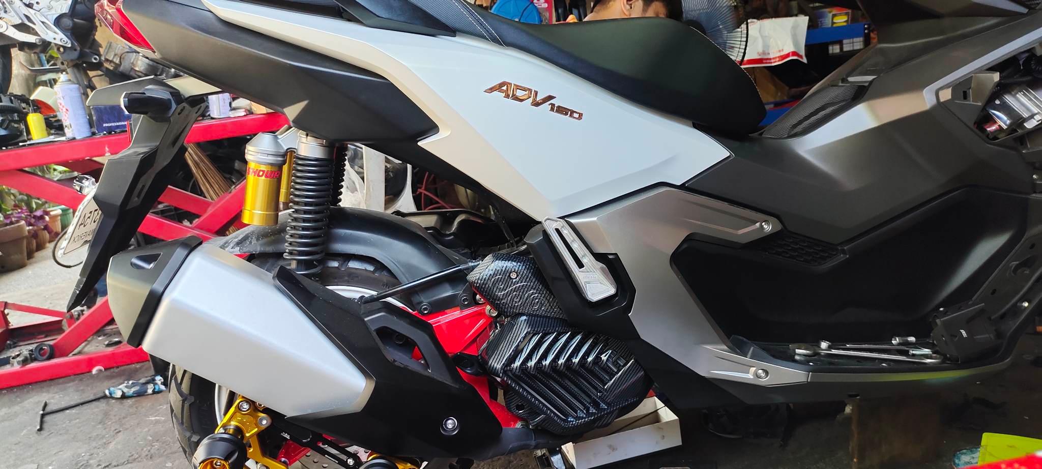 Honda ADV 160 radiator cover carbon | Lazada PH