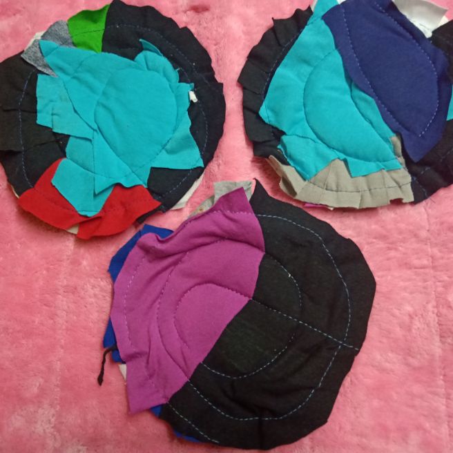 50 Pcs. Basahang Bilog/Multipurpose Colored Rugs High Quality Cloth ...