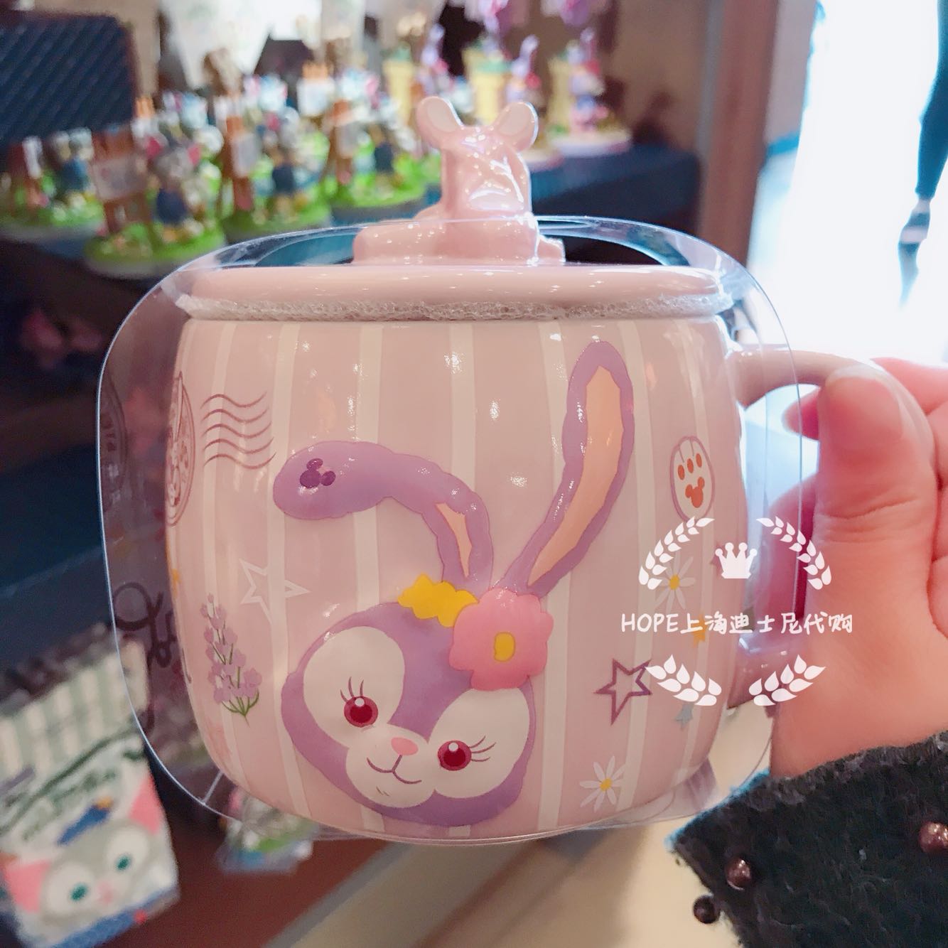 HOPE Shanghai Disneyland buys Sydney Meixing Dai Lu painter Cat Duffy ...